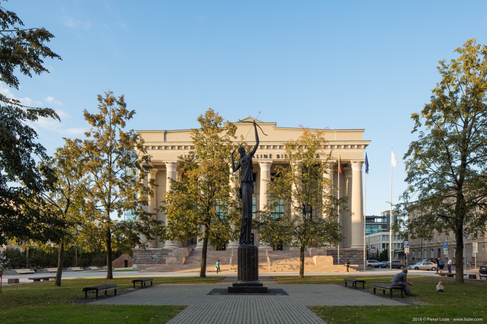 Lithuanian National Library, Vilnius | Pieter Lozie – Photography
