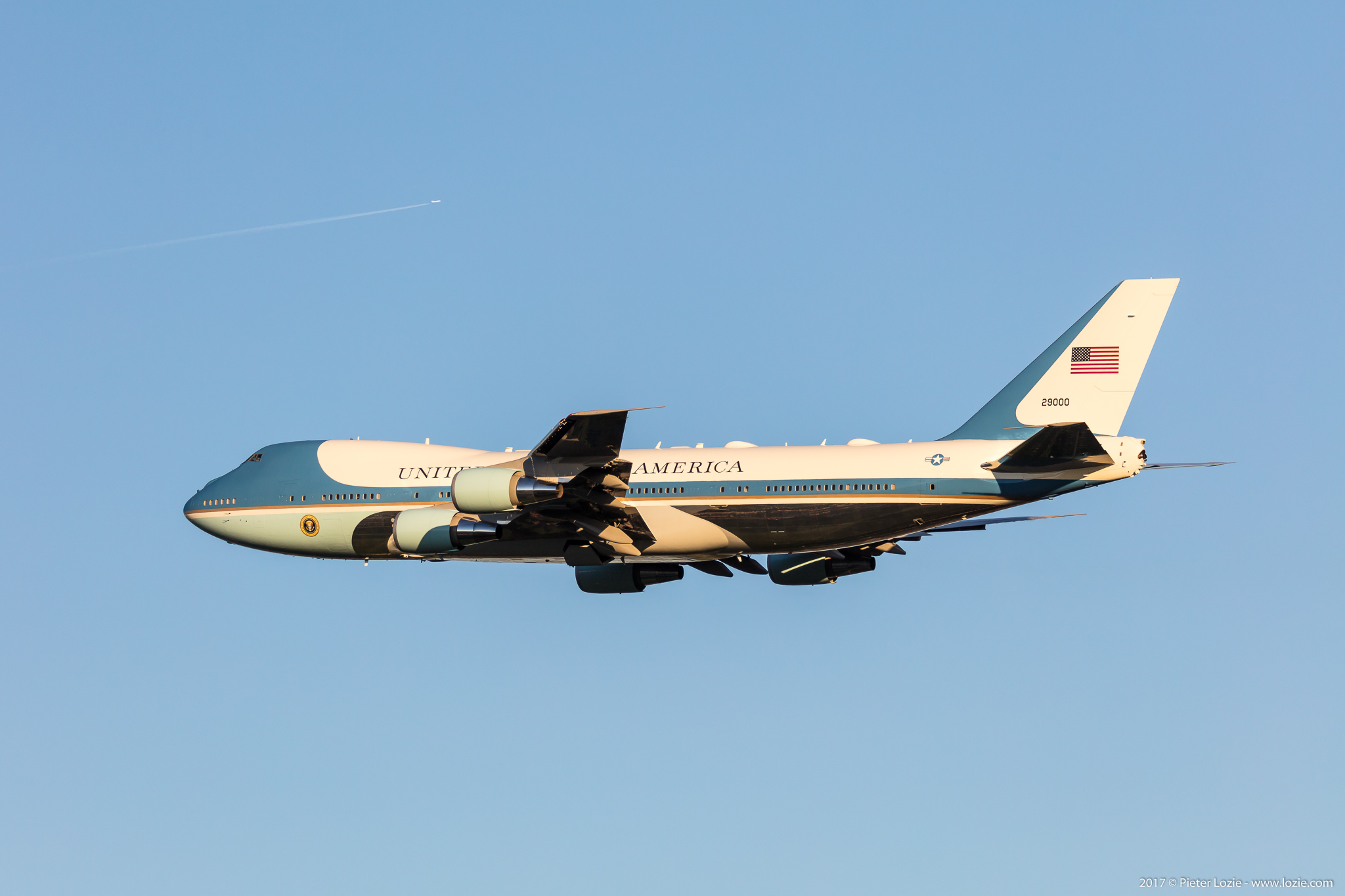 Air Force Two Brussels Airport 2017 | Pieter Lozie – Photography